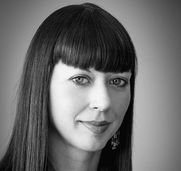 6 Basic Portrait Photography Lighting Methods - GVM Official Site