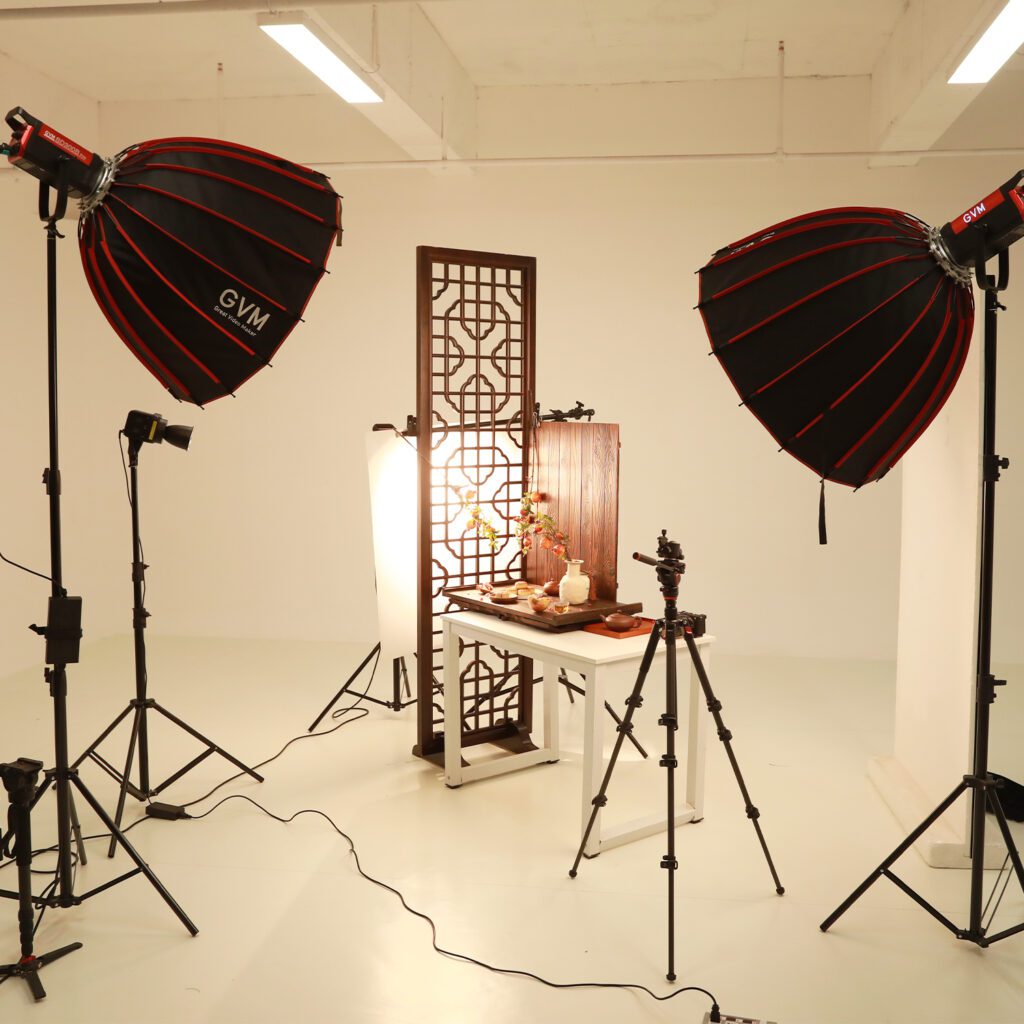 Mastering Studio Lighting: A Guide to Setting Up Your Perfect Shot ...