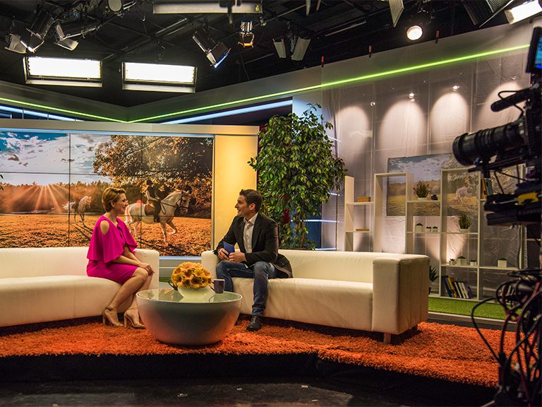 The Ultimate Guide to TV Studio Lights - GVM Official Site