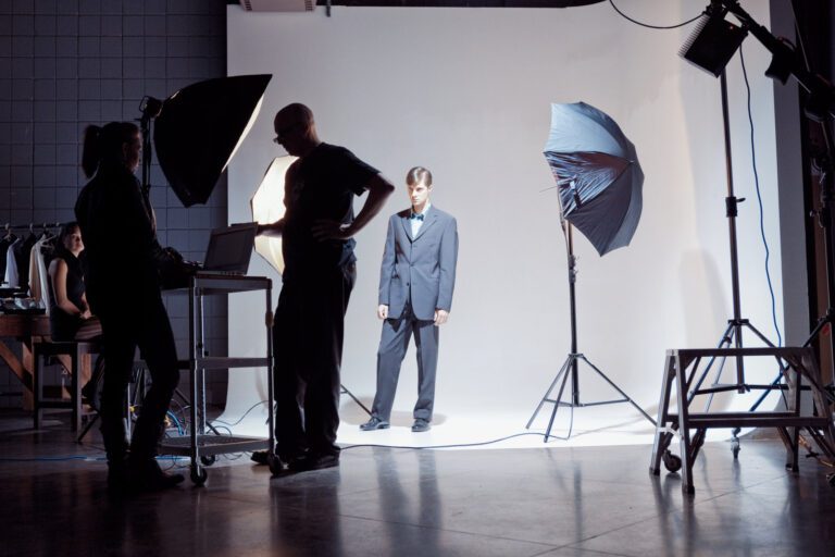 Strobe vs. Continuous Photo Studio Lights: Finding Your Fit - GVM ...